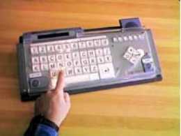 Lightwriter SL35 Bigkeys fra ES-Rehatec - Hjælpemiddelbasen